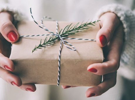 10 Super Helpful Gifts for Women Who Want to Go Gray